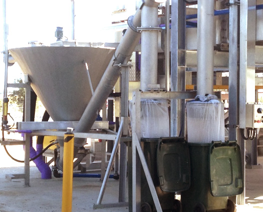 Longopac Fill bagging system | SPIRAC Solid Handling Solutions